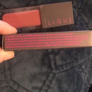 LIQUE | Makeup | Nwb Lique Liquid Lip | Poshmark